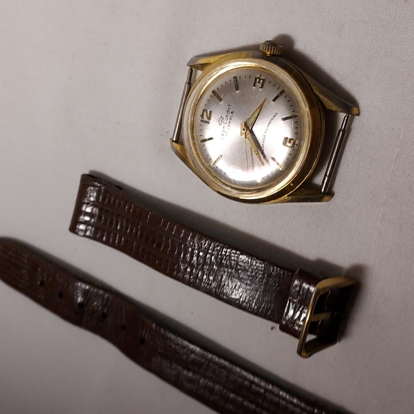 Vintage Jean Cardot Watch | Accessories | Vintage Jean Cardot Gold Tone ...